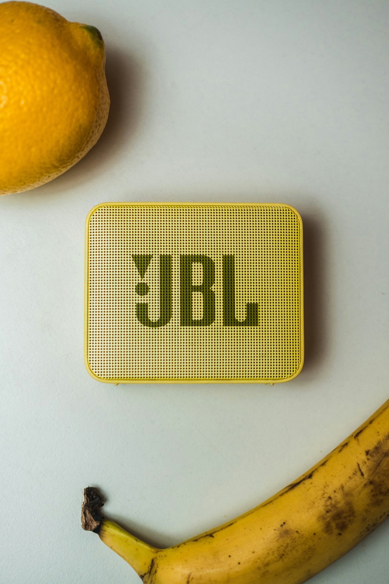 Обзоры и сравнения JBL колонок