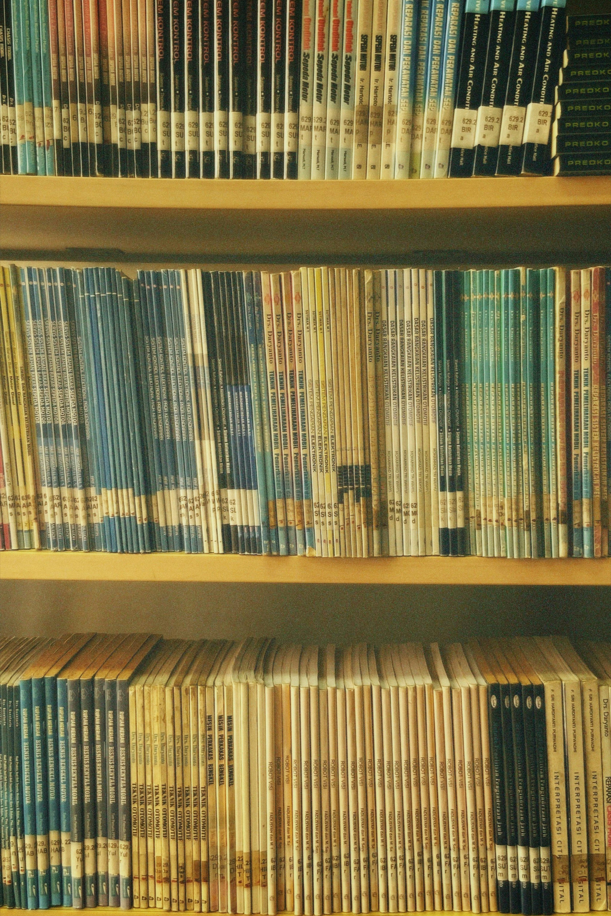 Русскому языку с тетрадью и звуками