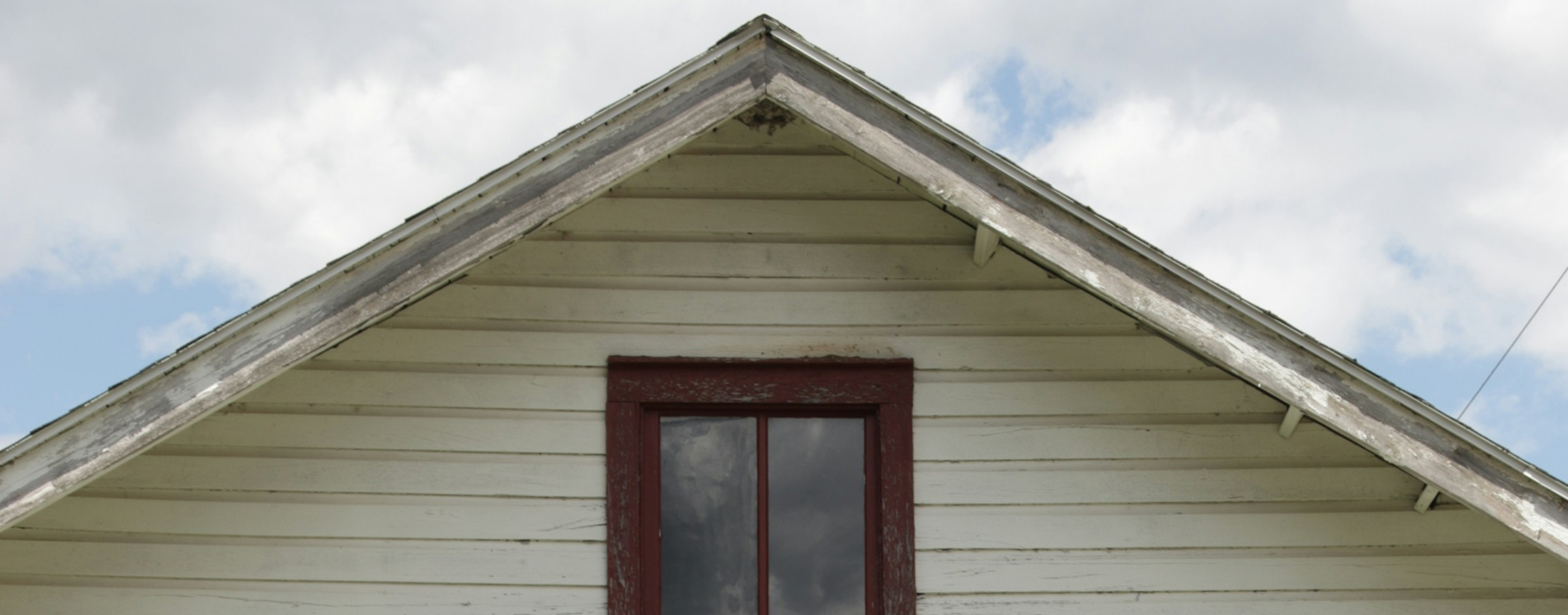 Монтаж фасадных панелей и сайдинга