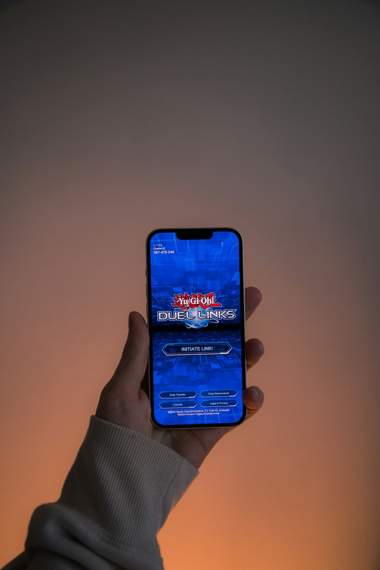 Майнкрафт на телефоне: играть и моды
