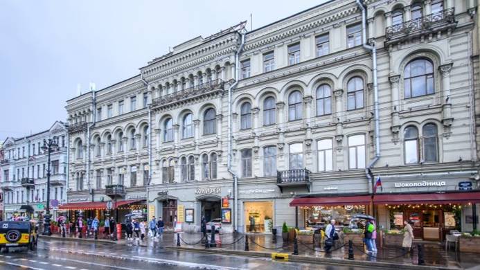 Номера в отеле Lopatin Невский 100