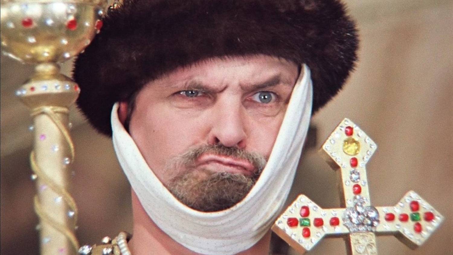 Ритуалы-чистки от негатива на голове!