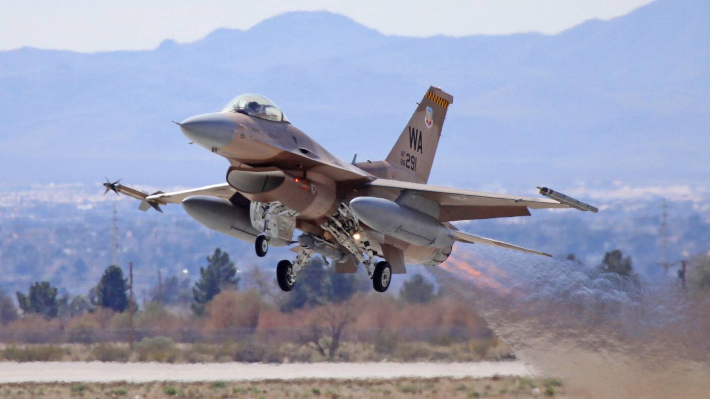 F-16C (Реальный).
