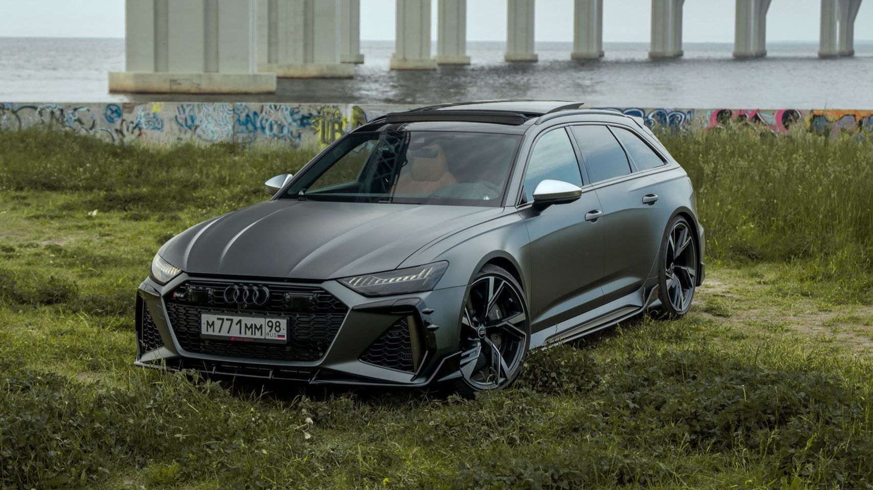 Audi RS6 Акула  tiguansline (©)