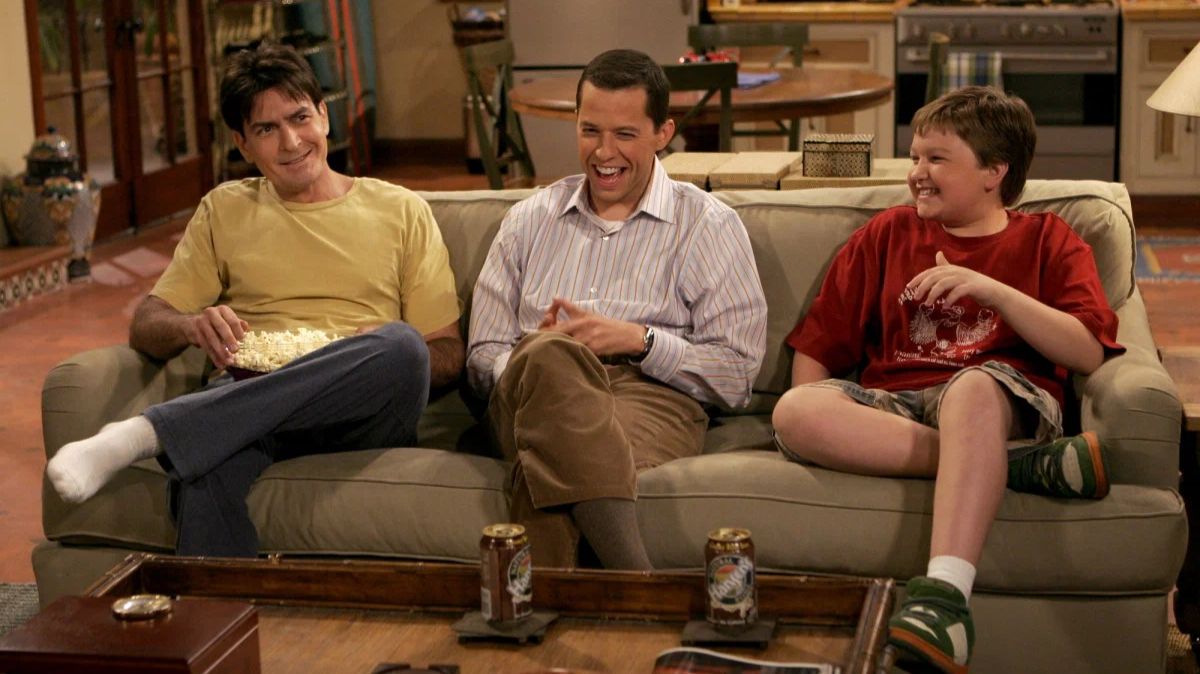 Сериал Два с половиной человека - 3 сезон / Two and a Half Men