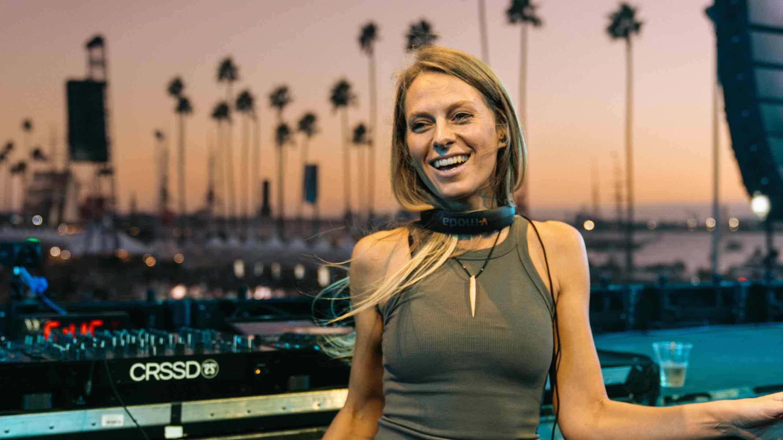 Nora En Pure