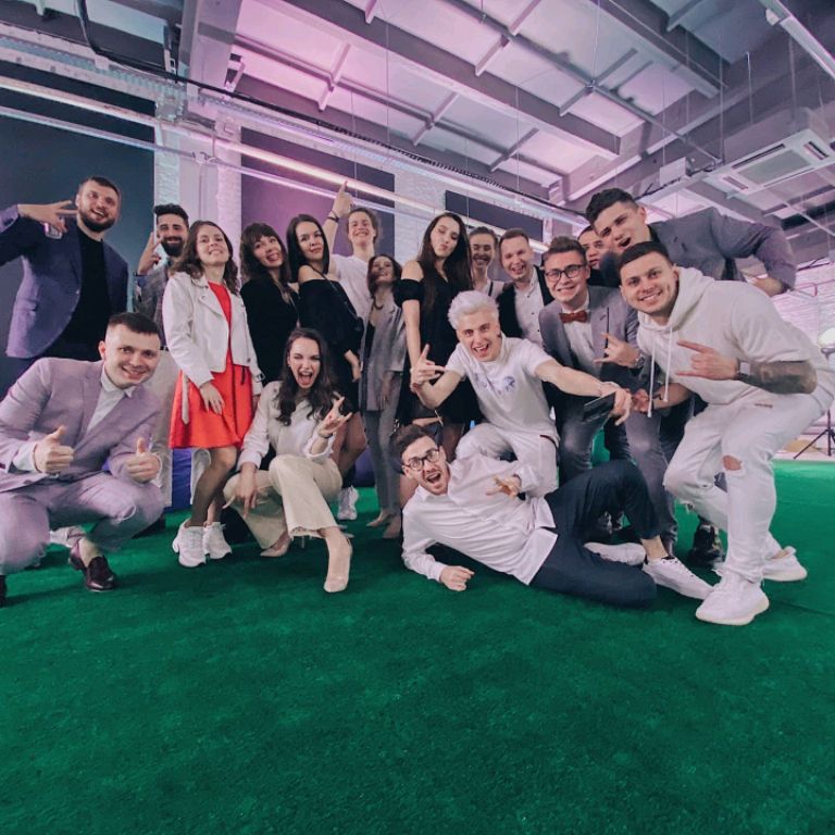 Иконка канала Команда популярных блогеров