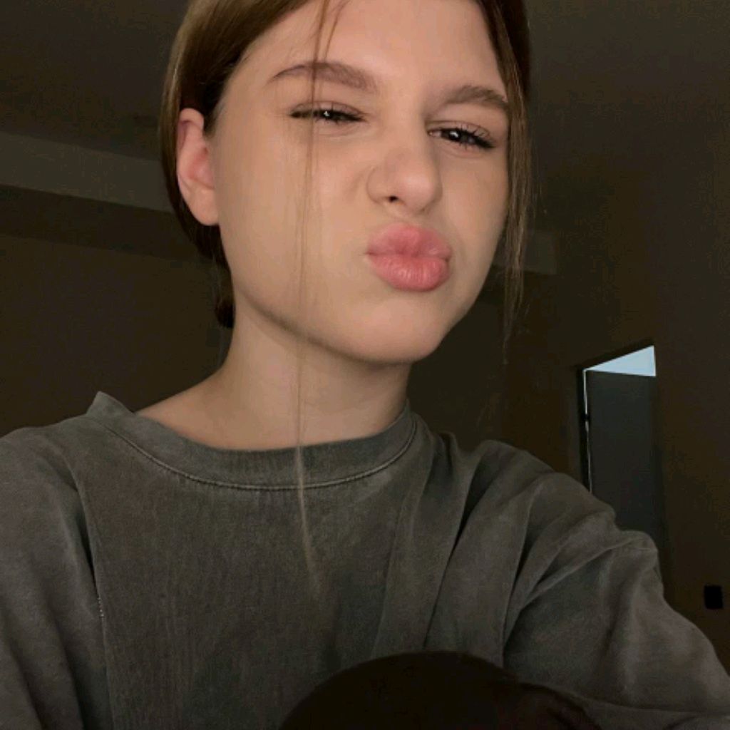 Иконка канала ❤️🎧SIMKAA❤️🎧