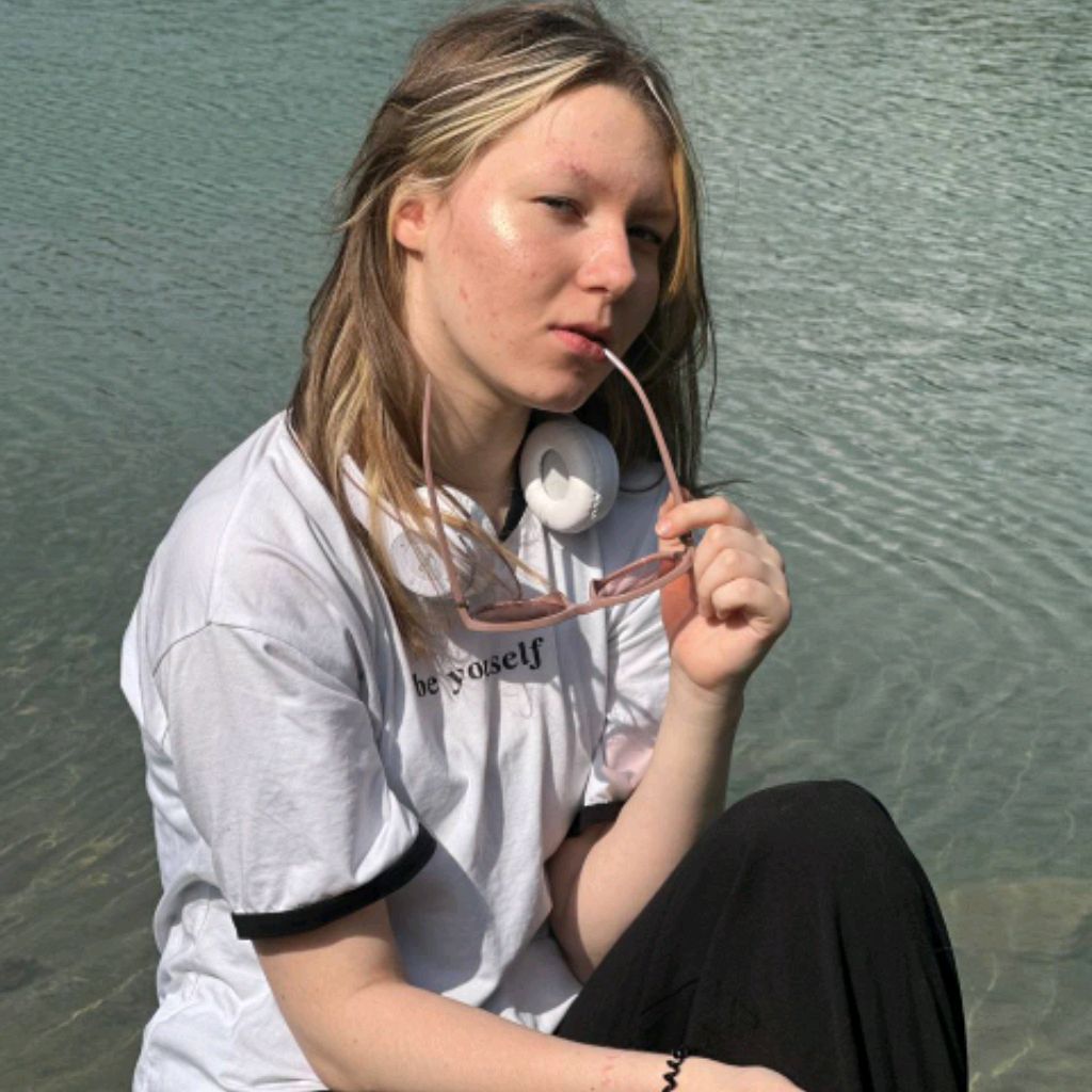 Иконка канала HOLLYWOOD DANCE