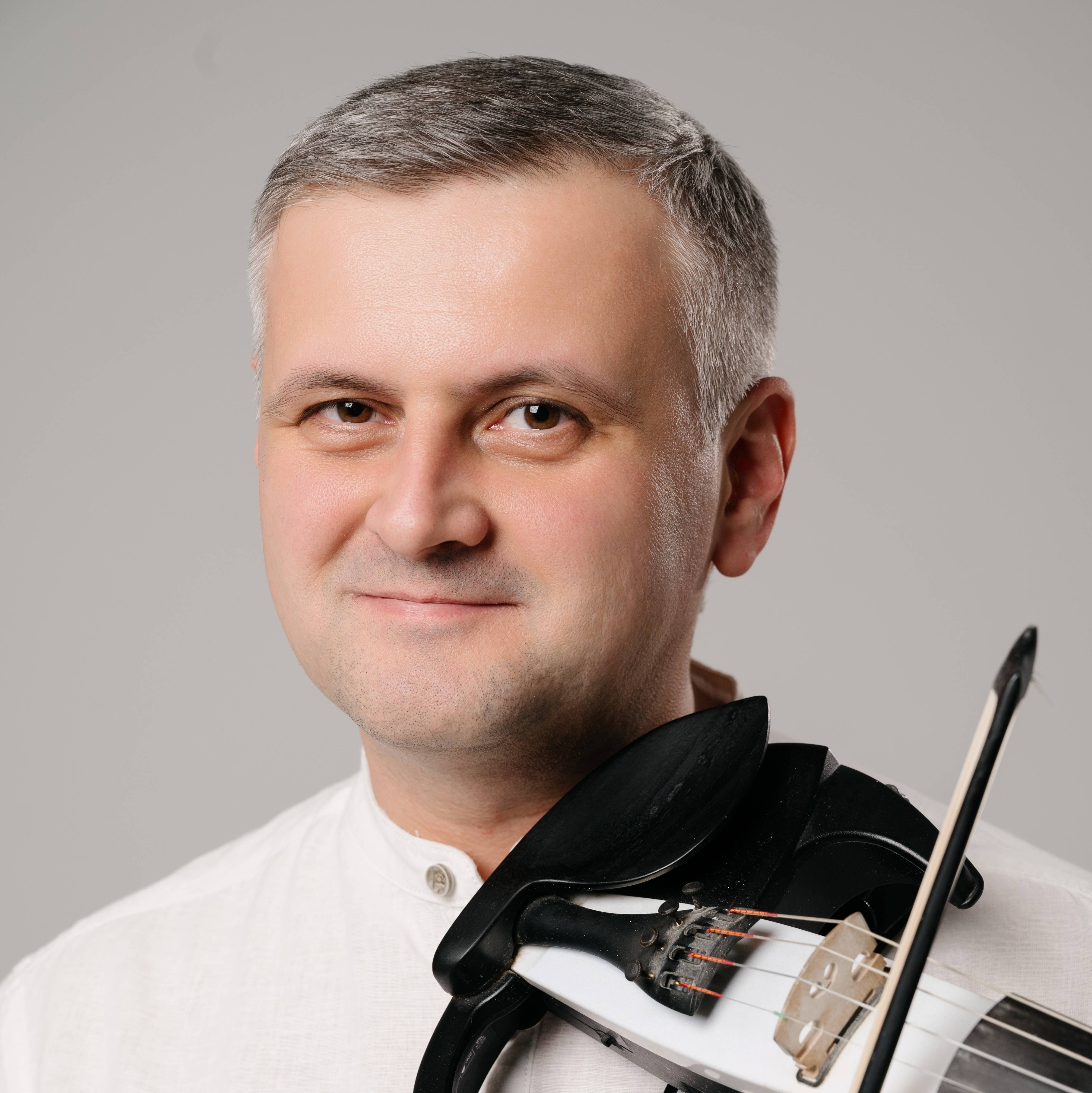 Иконка канала Артём Реутов