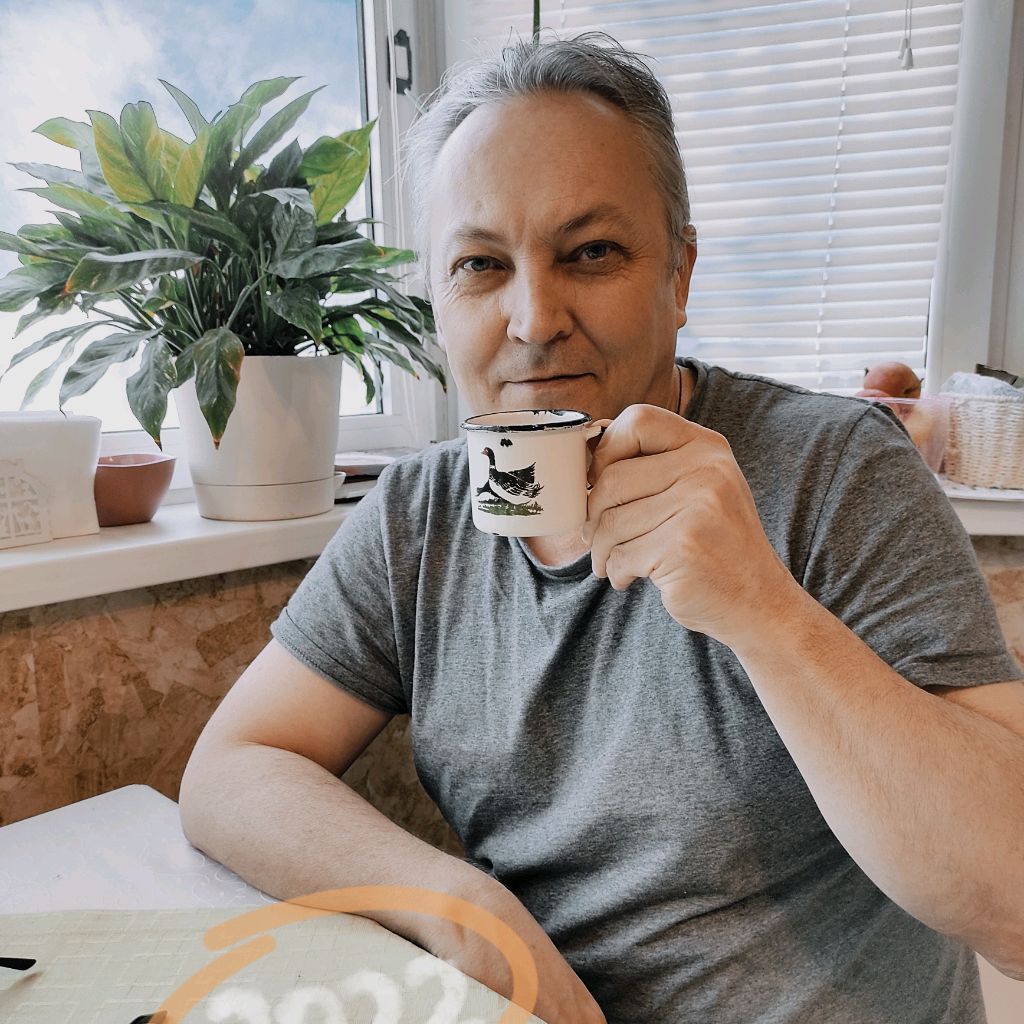 Иконка канала Здрасьте, приехали! Переезд на юг