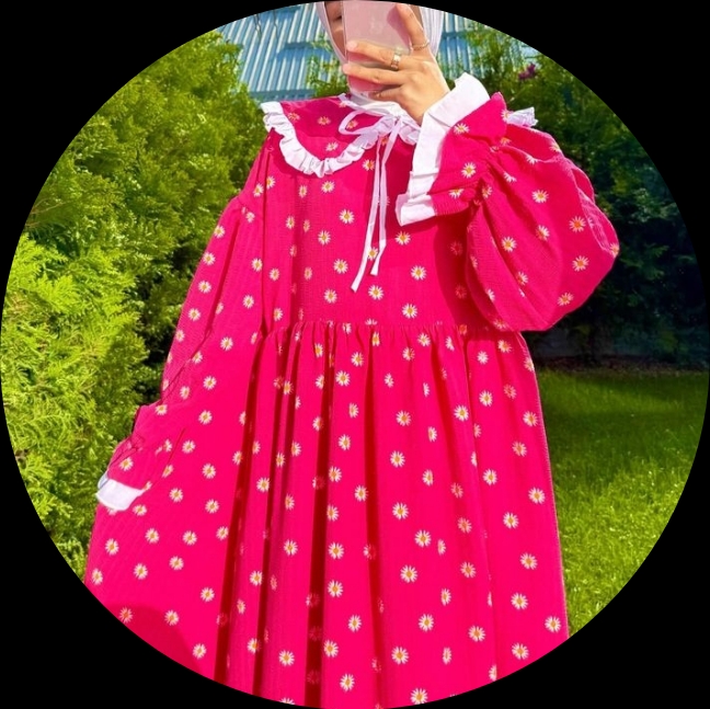 Иконка канала платья твоей мечты 🤍