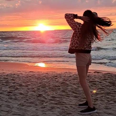 Иконка канала @shorts.life.moment