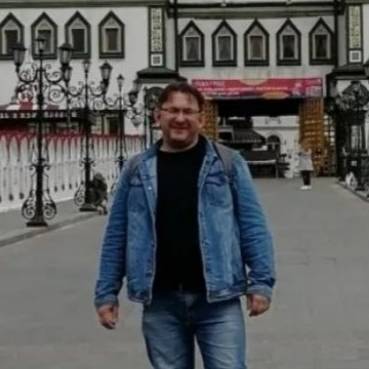 Иконка канала Песни на стихи Дмитрия Юрчука