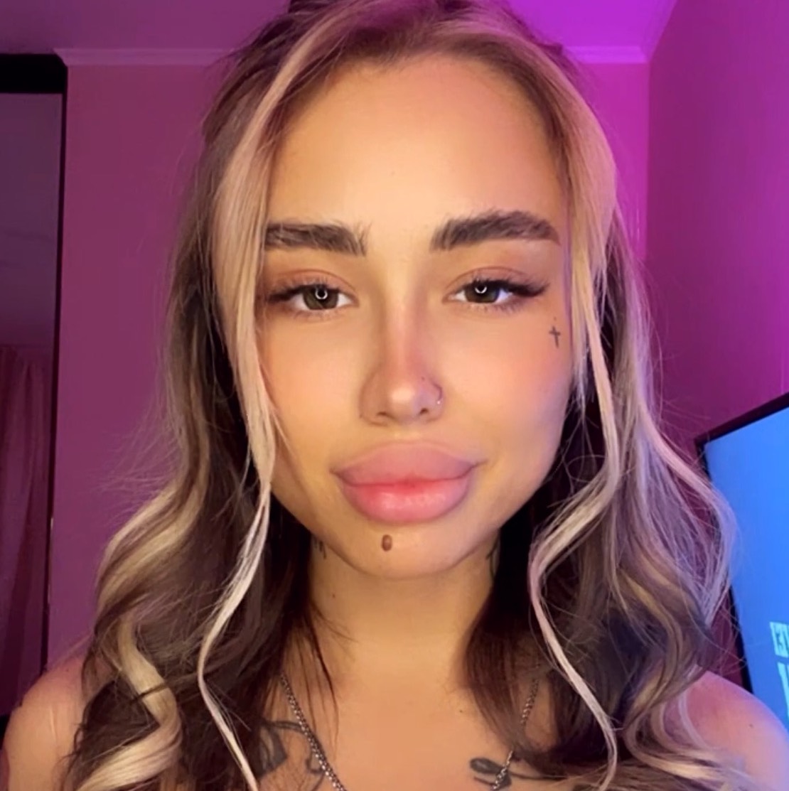 Иконка канала ANGIE