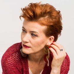 Иконка канала Кино о тебе. Режиссёр Анна Ефимцева