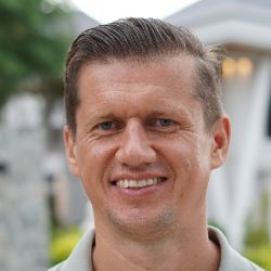 Иконка канала KVARIS