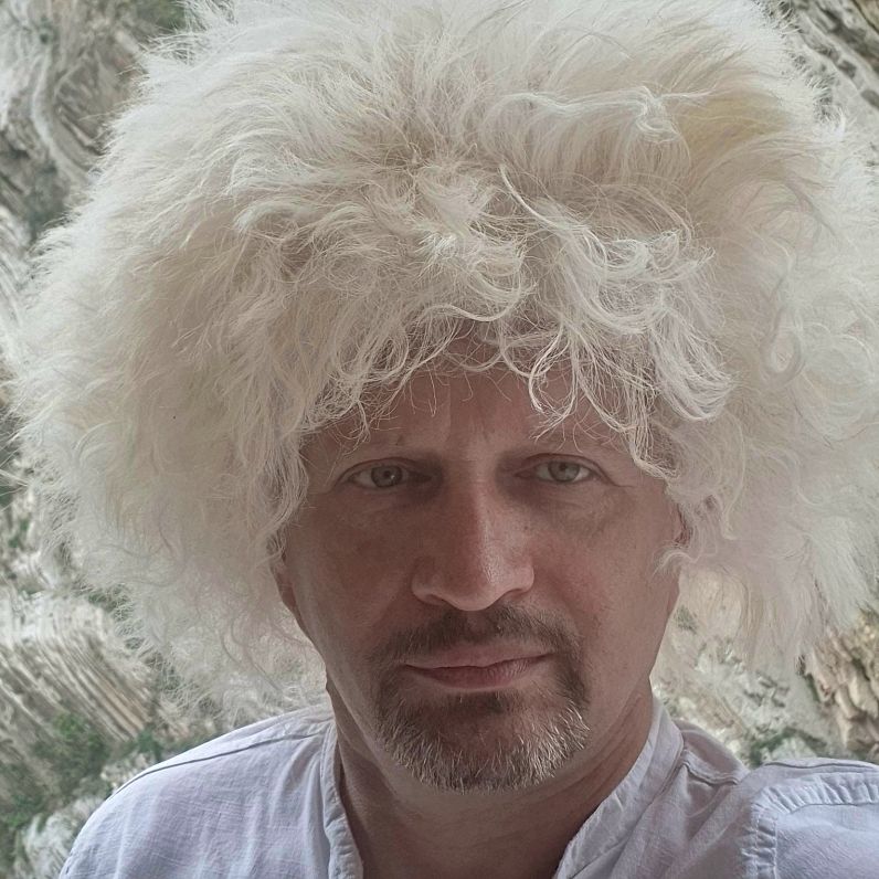 Иконка канала Андрей Чумаков