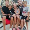 Иконка канала Жизнь у моря с обезьянкой
