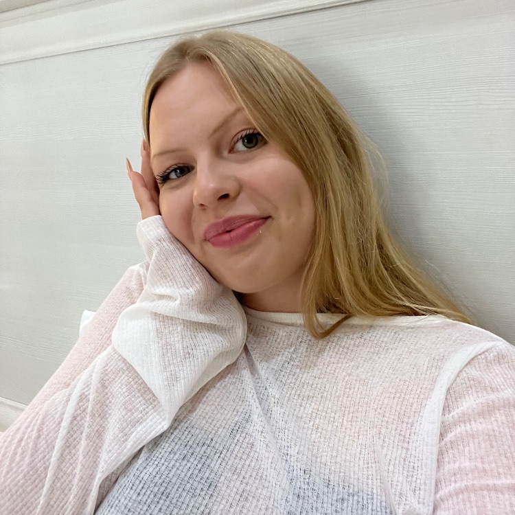 Иконка канала Алена Даст Блогер