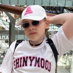 Иконка канала Vika Sorvika like