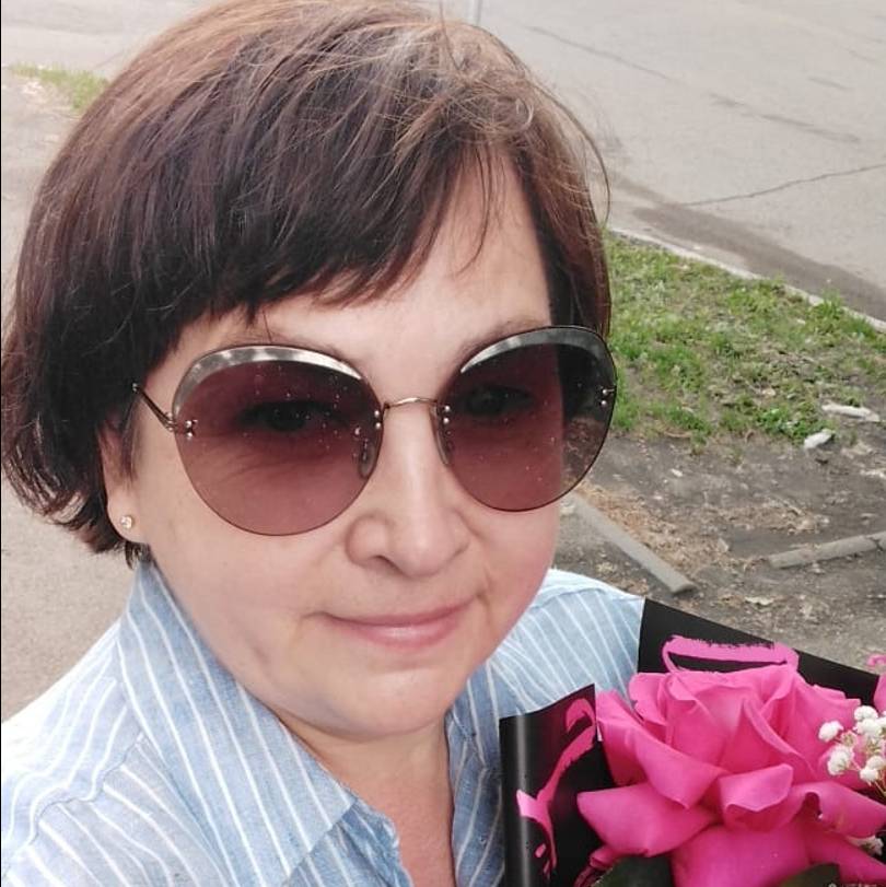 Иконка канала Лена Таро.