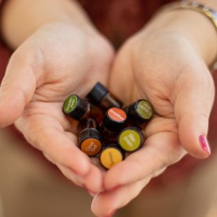 Иконка канала Про жизнь с эфирными маслами doTERRA