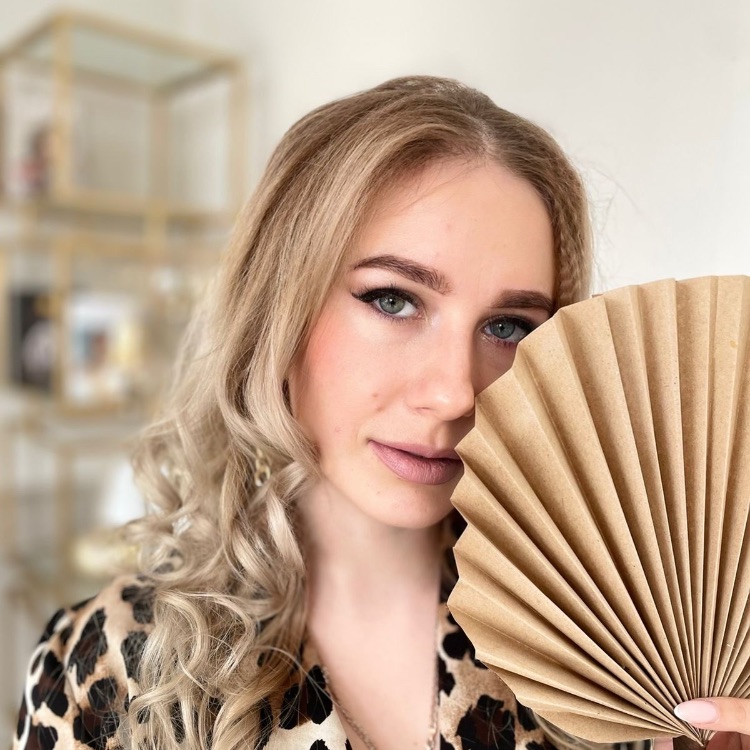 Иконка канала Марина Химичева  (lash тренер)