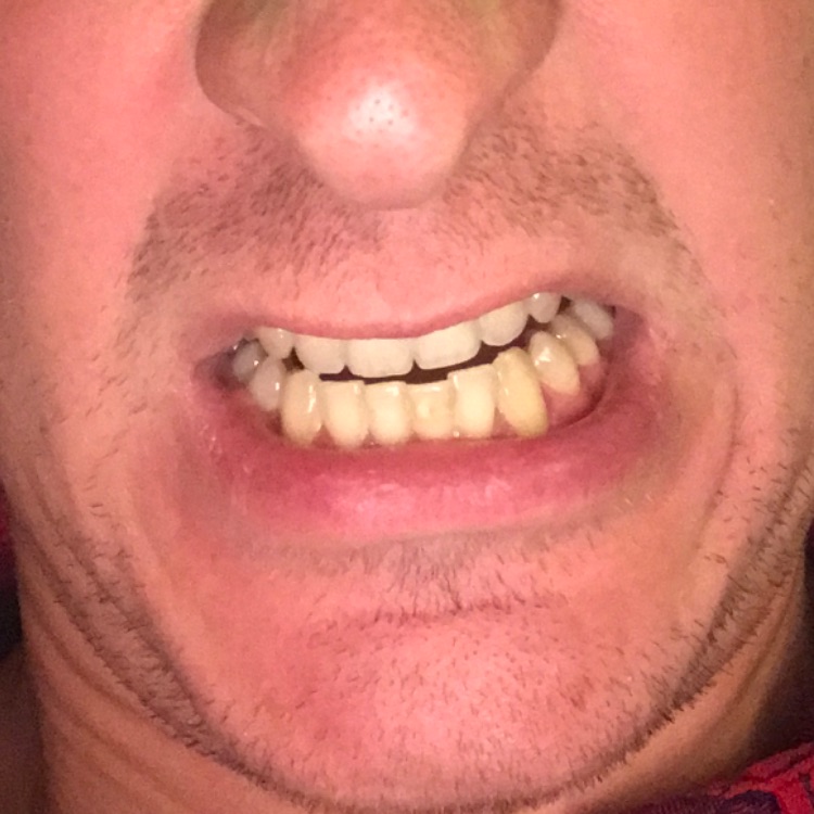 Иконка канала игра на раслабон