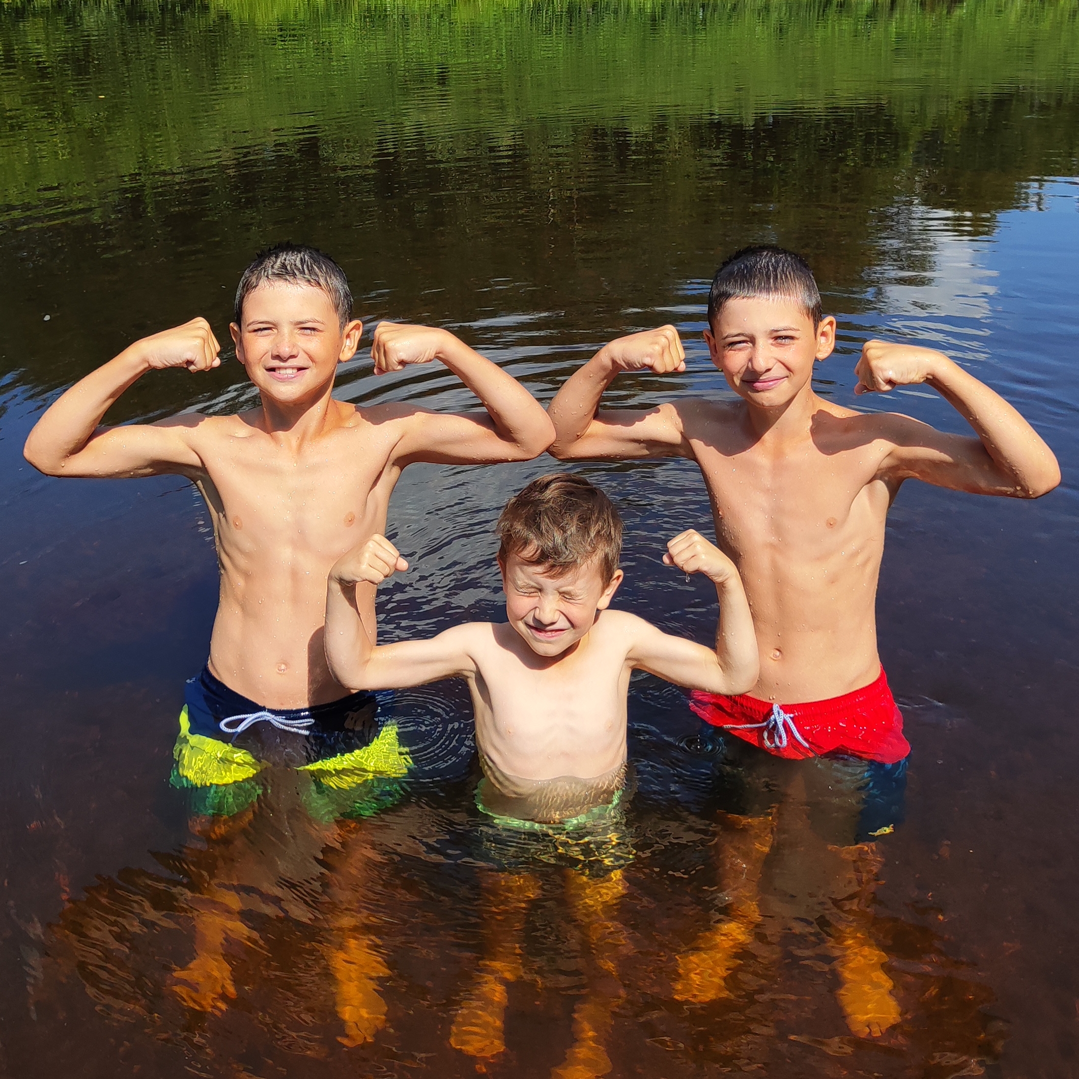 Иконка канала НастоящиеШефы