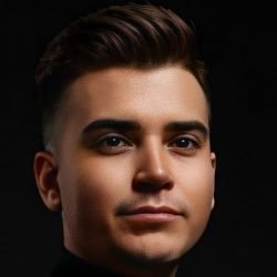 Иконка канала Владислав Старцев