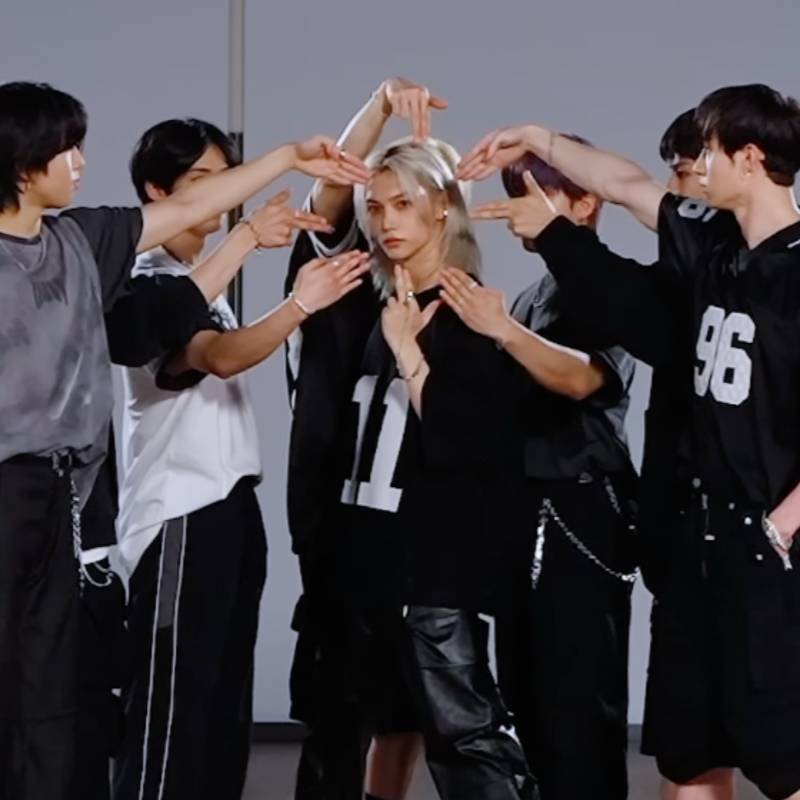 Иконка канала DanceCover #DC