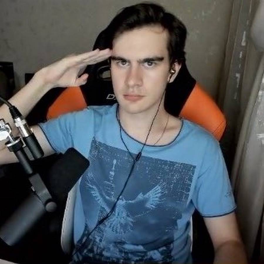 Иконка канала Братишкин смотрит