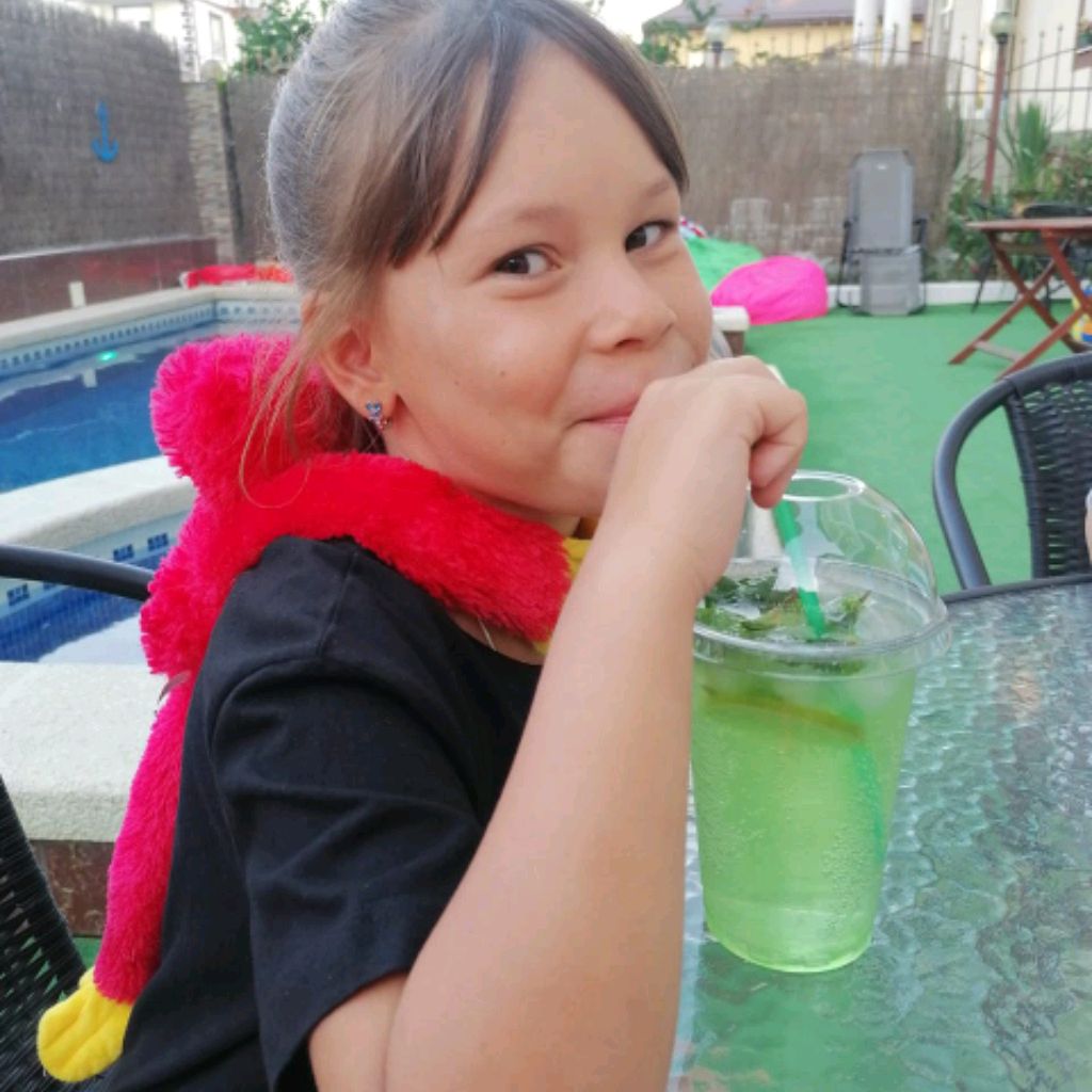 Иконка канала Даша "не путешественница"