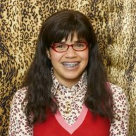 Иконка канала Сериал Дурнушка Бетти / Ugly Betty