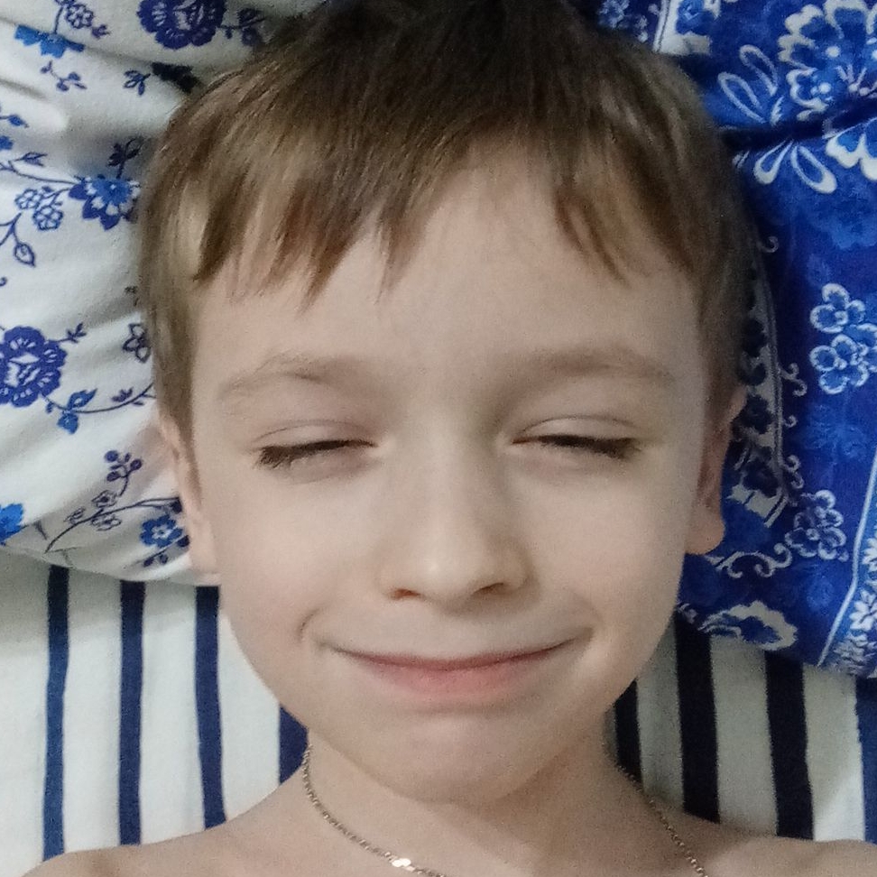 Иконка канала Данил и подарки 🎁