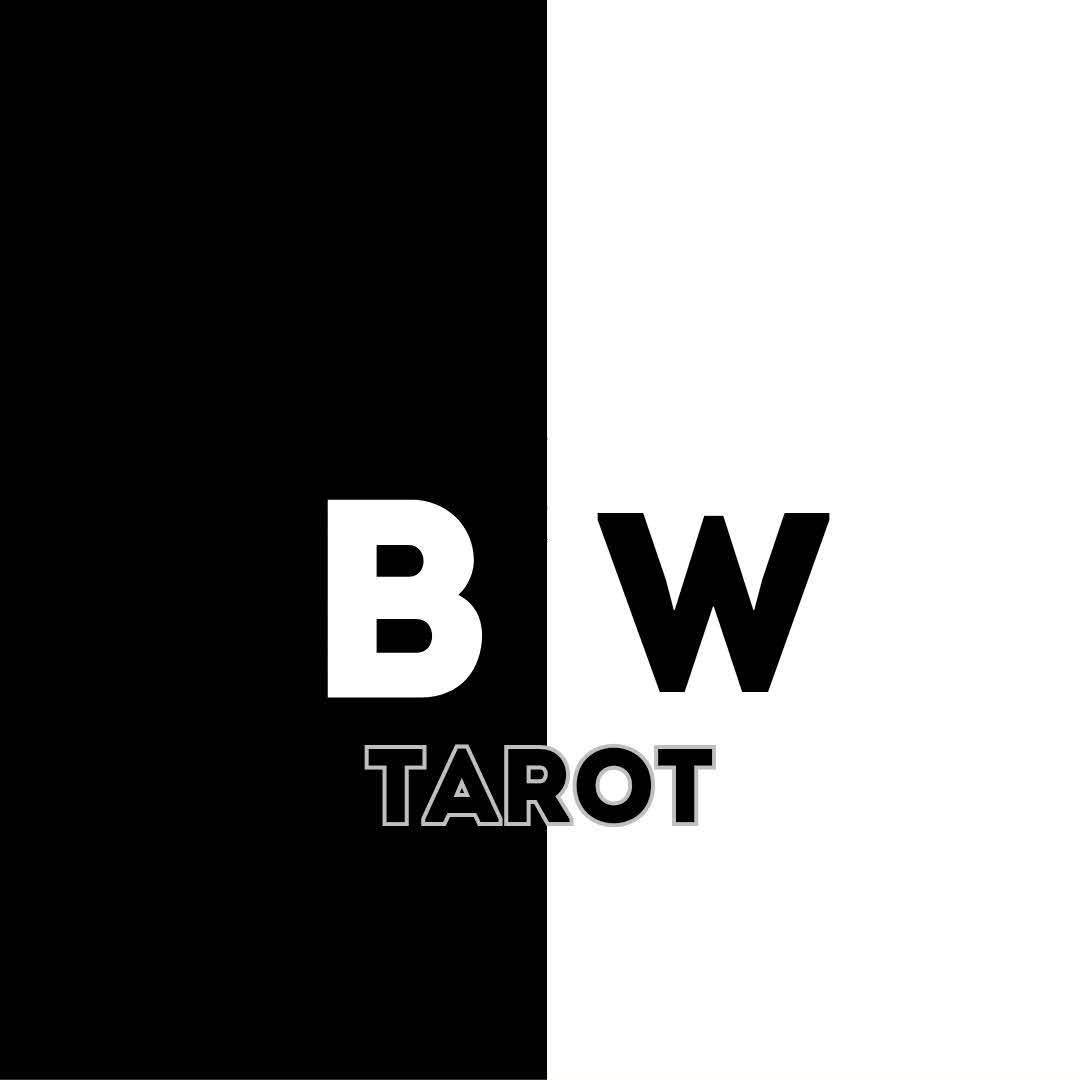 Иконка канала Black and White Tarot