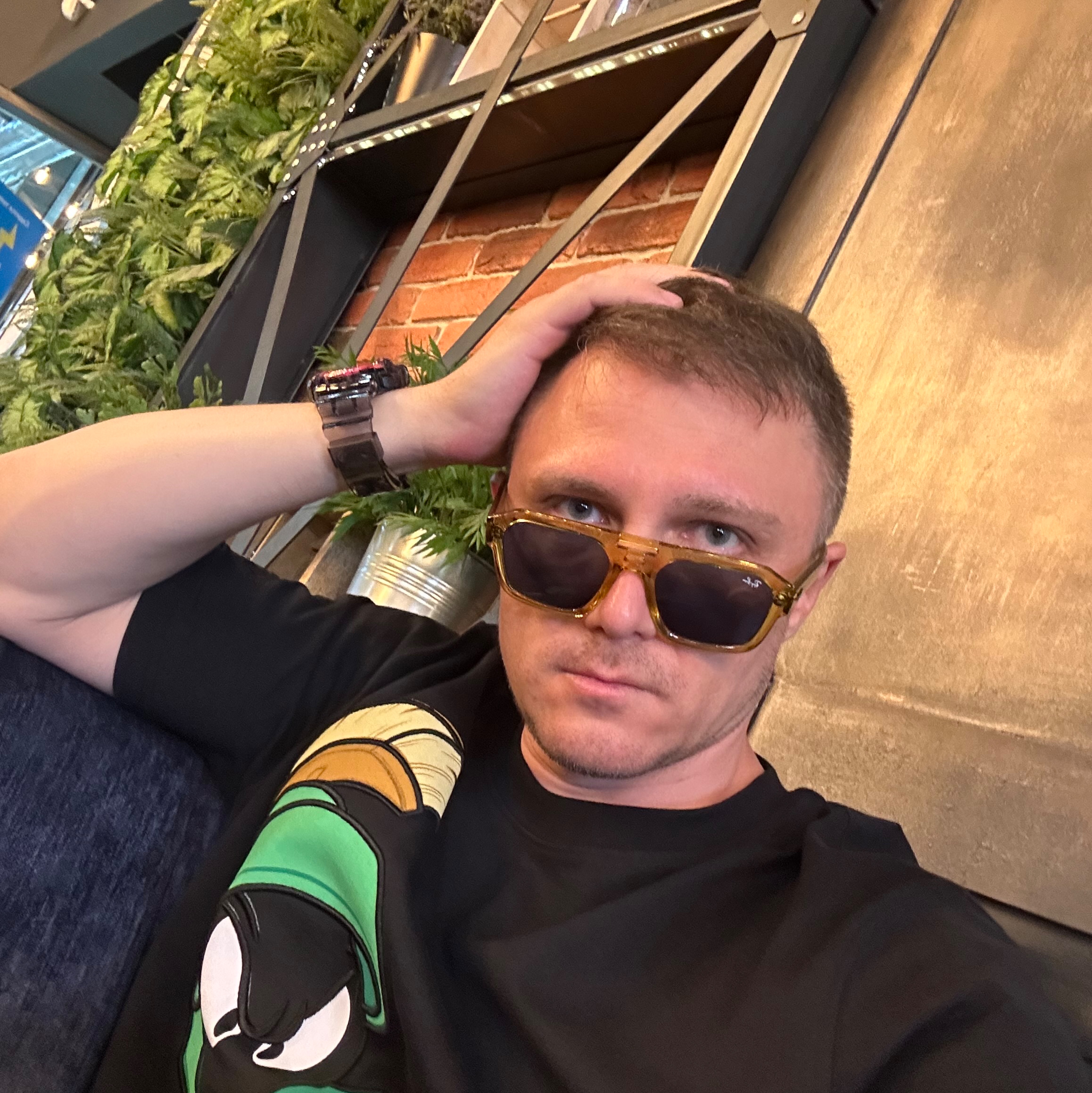 Иконка канала ВАЙБ ПРОДАЖ ⚡️🔥