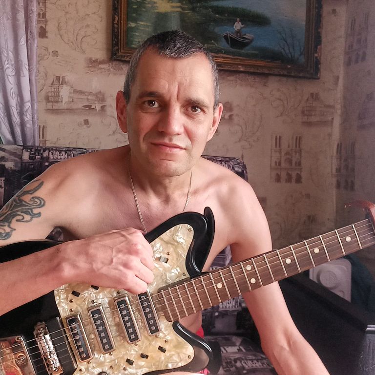 Иконка канала Дмитрий Новиков (Звуки гитары)