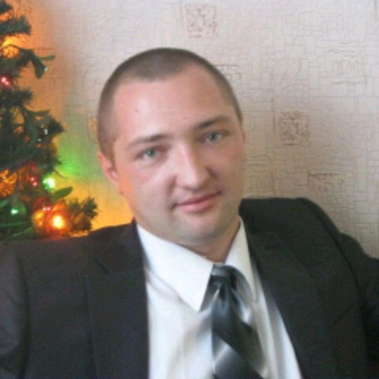 Иконка канала Максимка тут