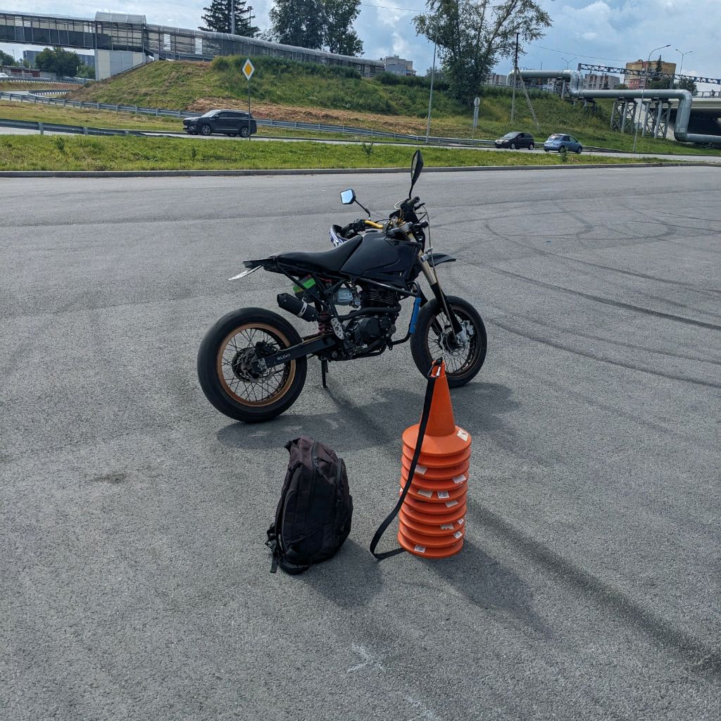 Иконка канала Ваня Латников