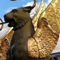 Иконка канала С музыкой по Питеру