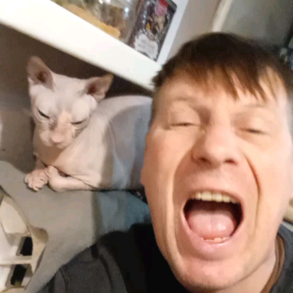 Иконка канала Сашка  Ворон .off