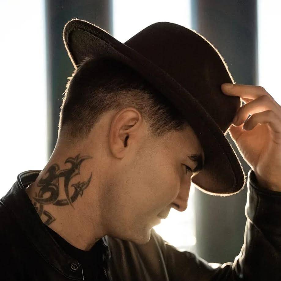 Иконка канала РОБЕРТ ГАЛЬЦЕВ