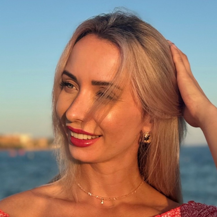 Иконка канала Польза Есть