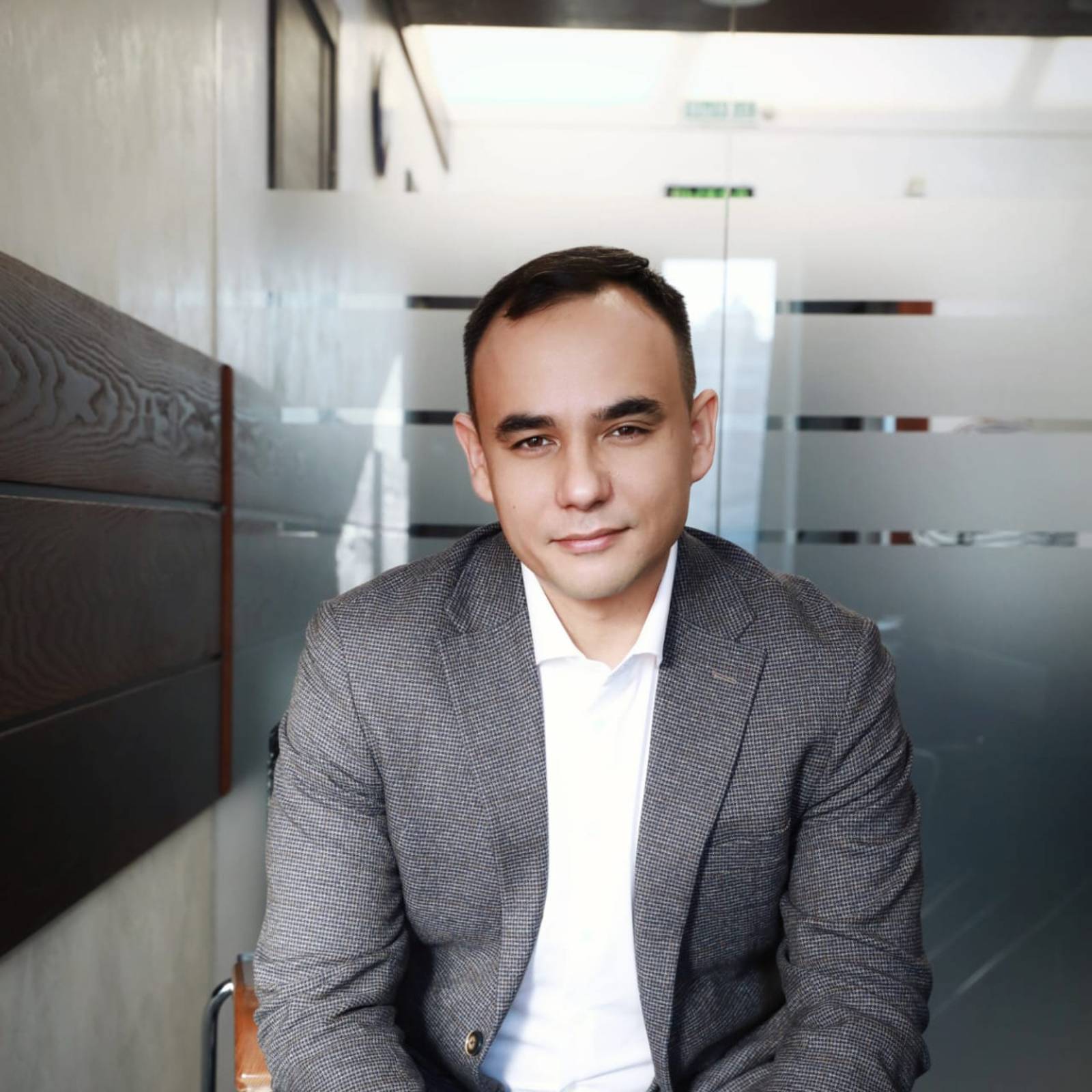 Иконка канала Динар Арсланов - эксперт рынка недвижимости