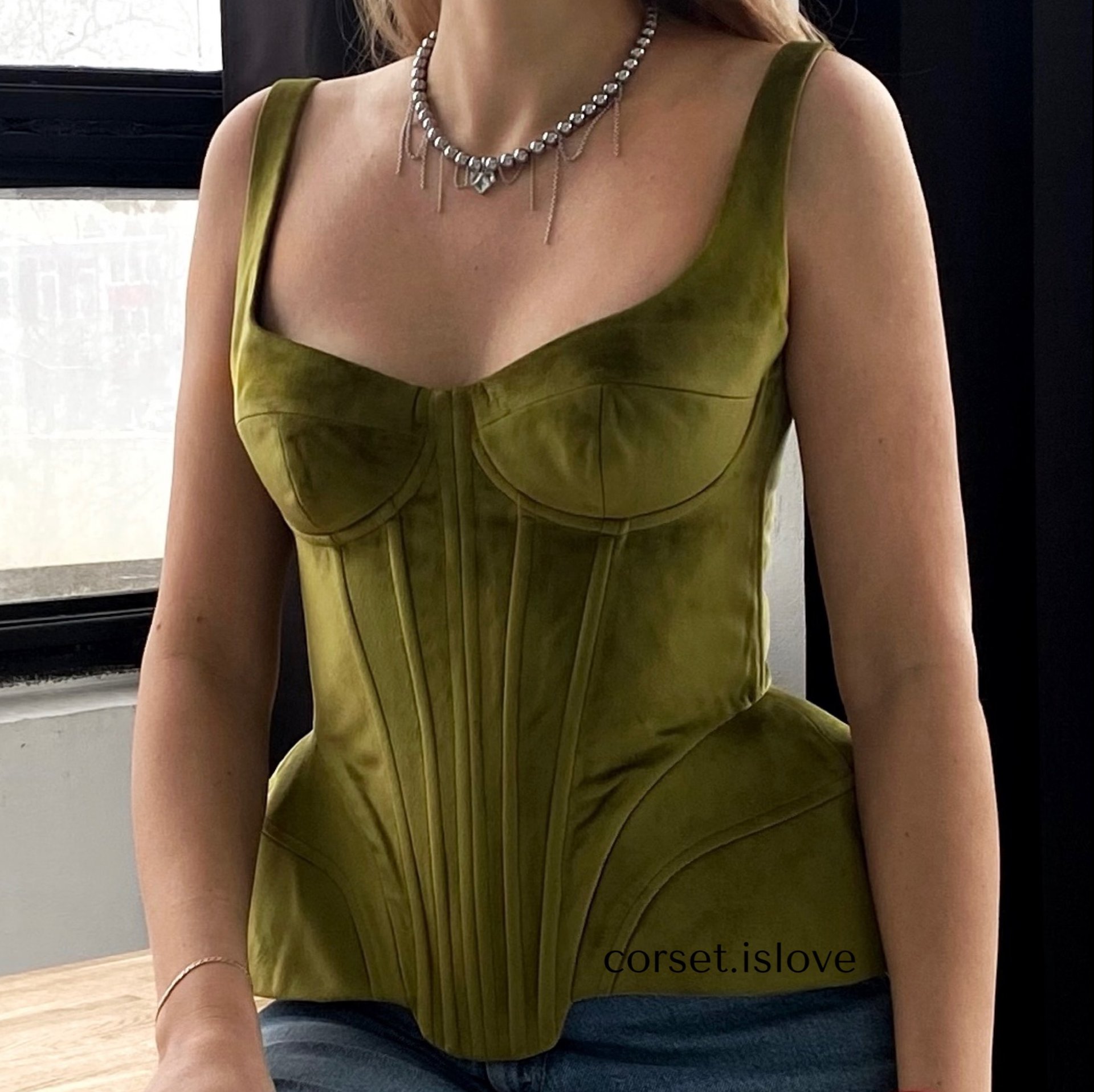 Иконка канала corset.islove