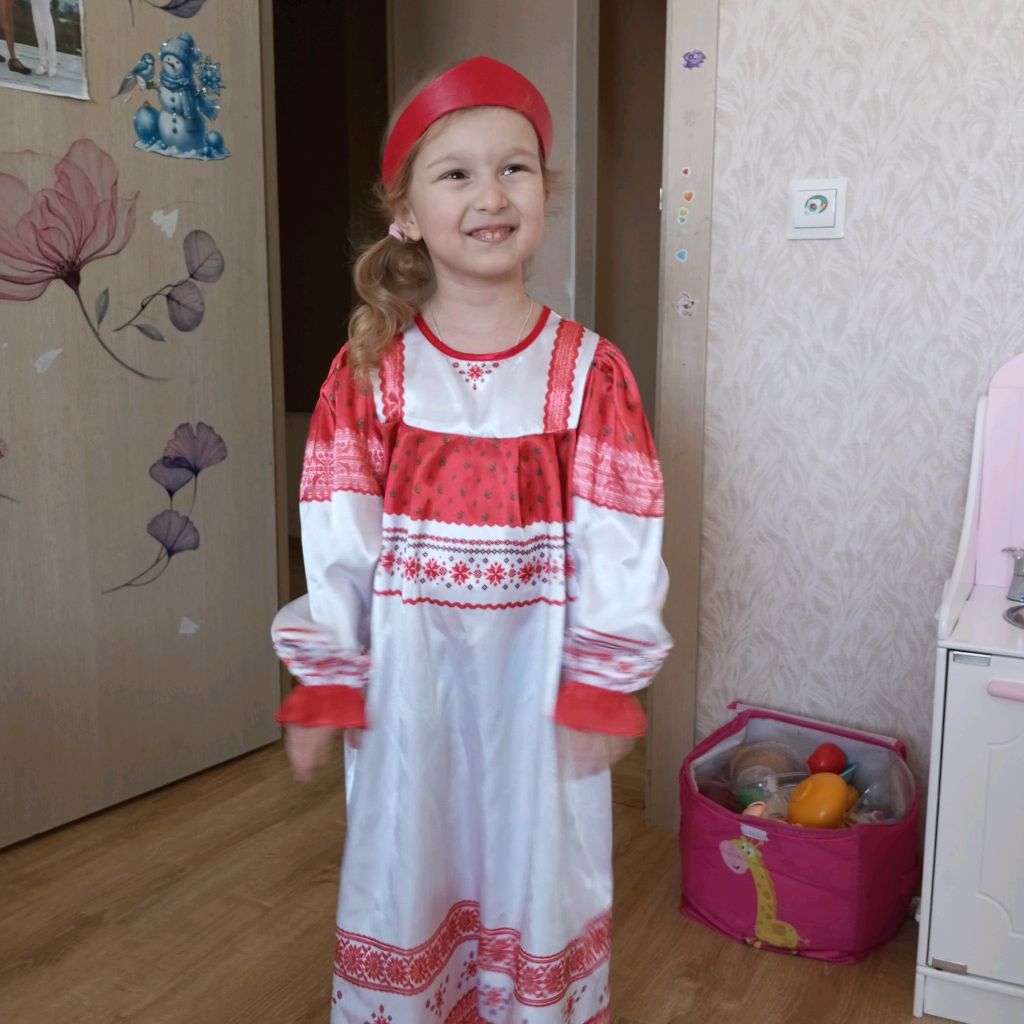 Иконка канала Карина Шоу 👧🎒🍕📖🧸