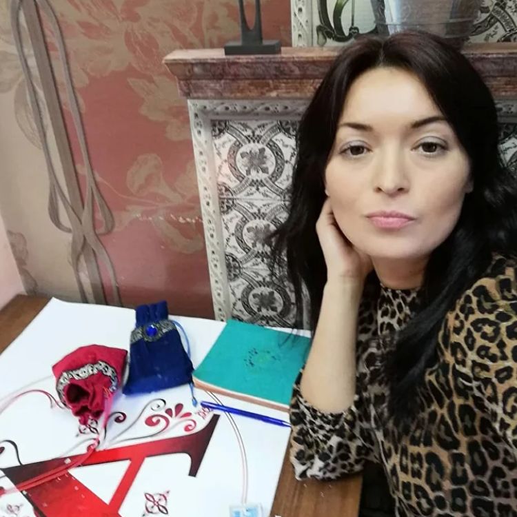 Иконка канала Айгуль Хуснетдинова. Пробуждающая энергия