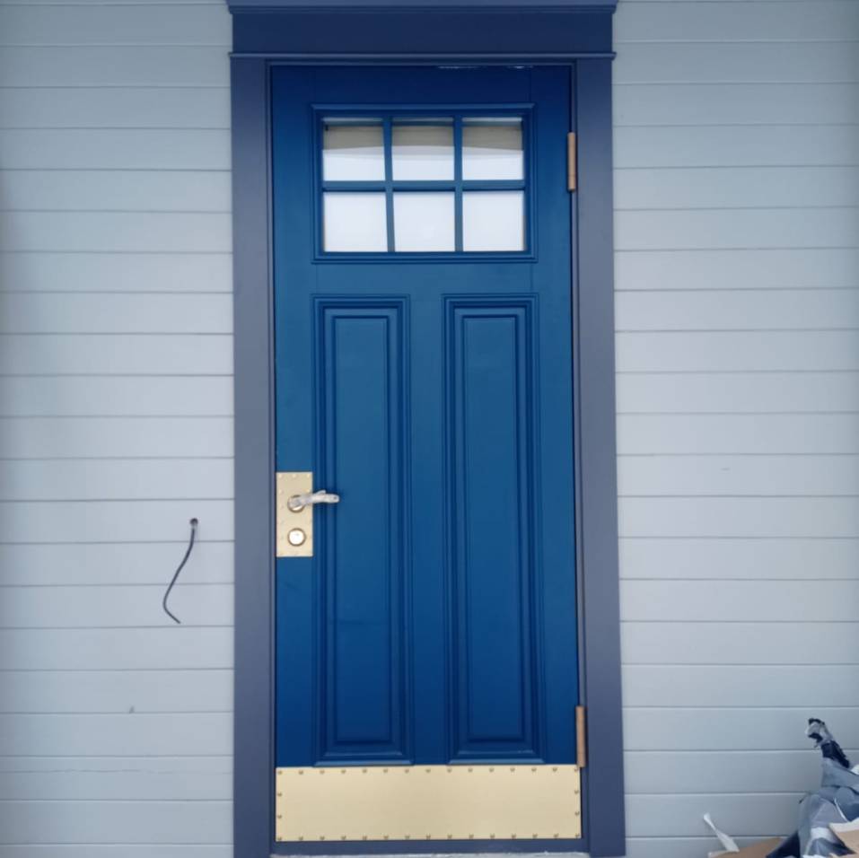 Иконка канала MassivDoors COM деревянные двери Королев